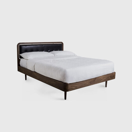 Bedroom Beds | Living Edge