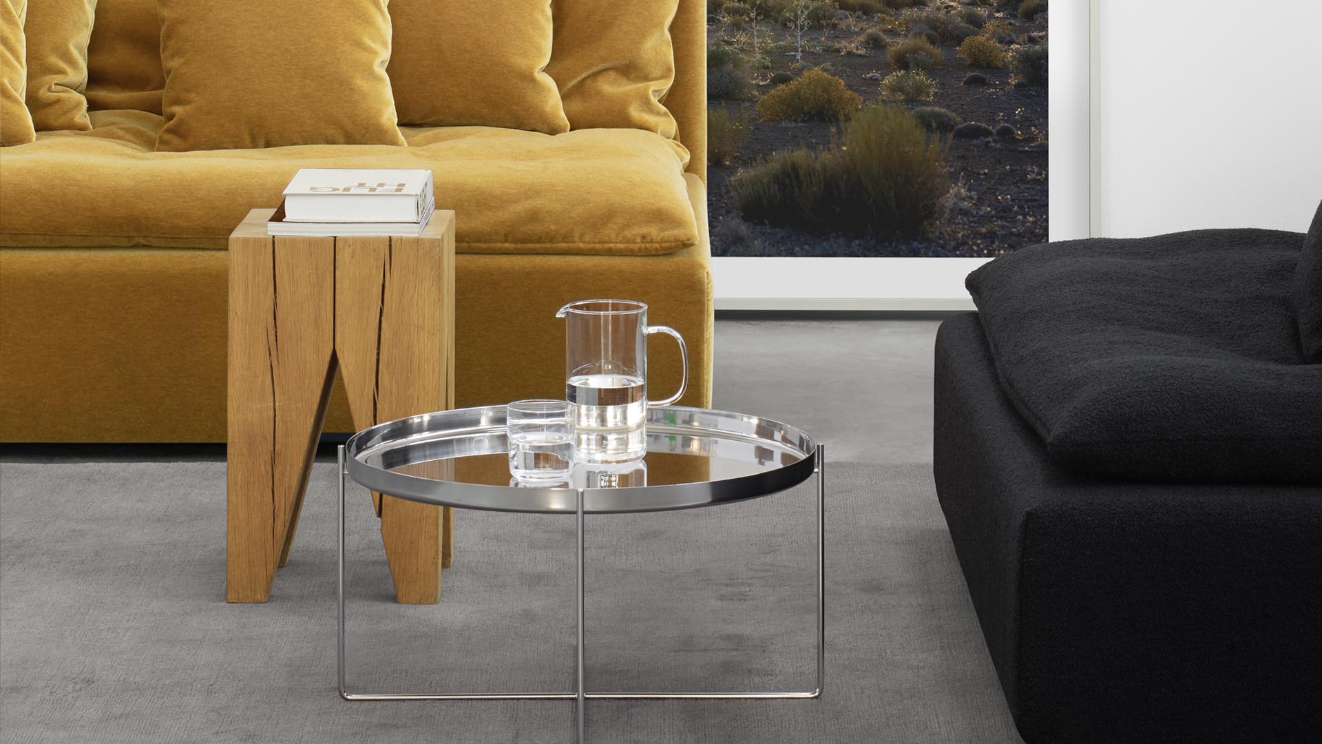 Backenzahn™ Side Table