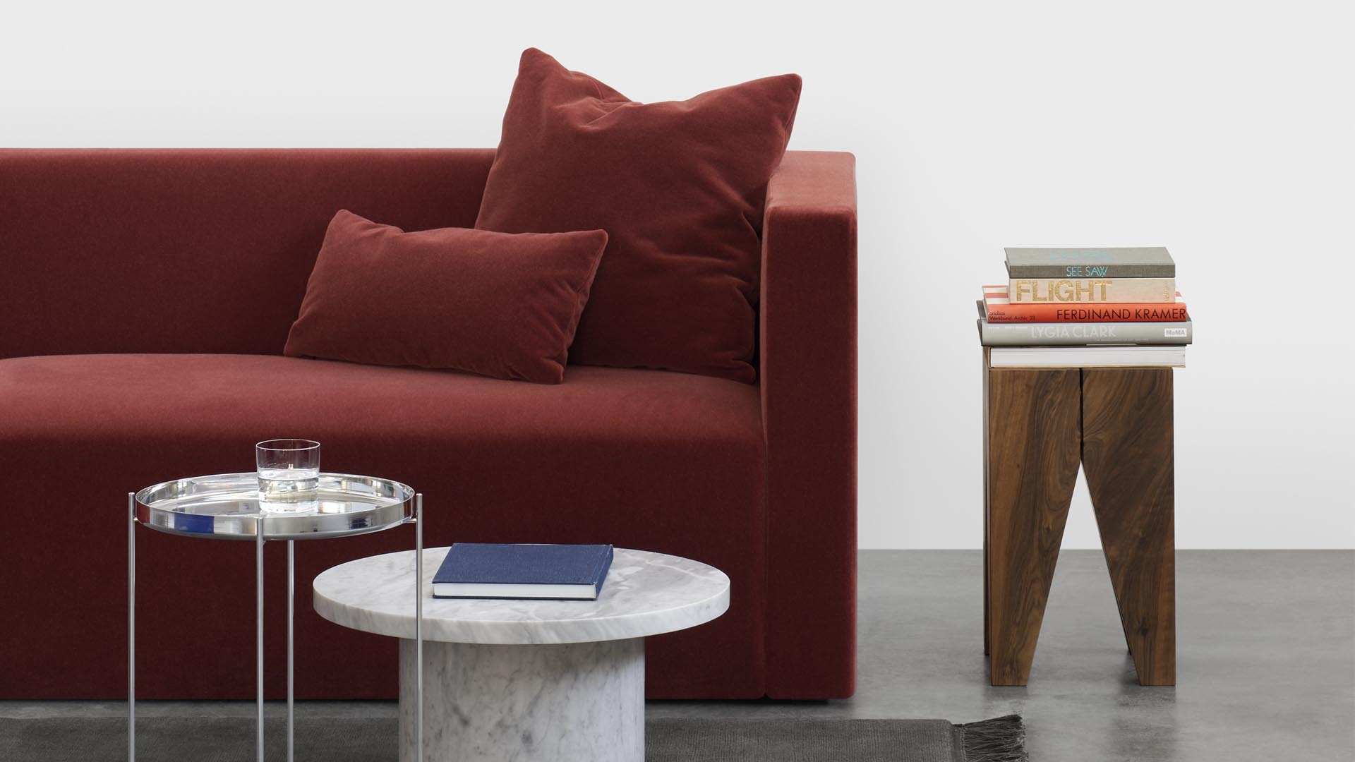 Backenzahn™ Side Table