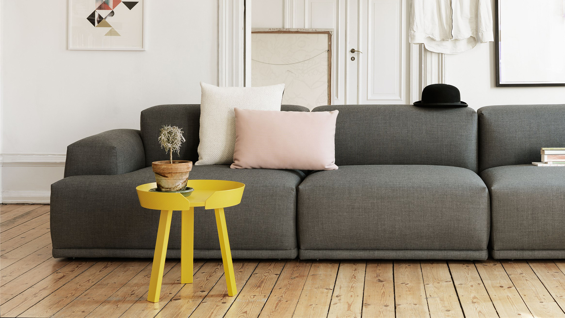 Muuto Around Coffee Table | Living Edge