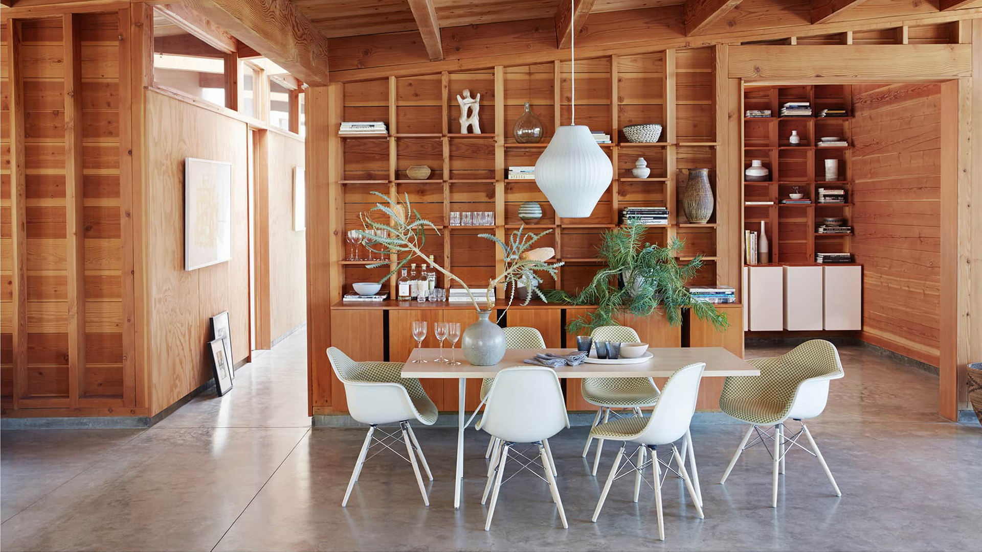 Herman Miller Nelson™ Pear Bubble Pendant | Living Edge