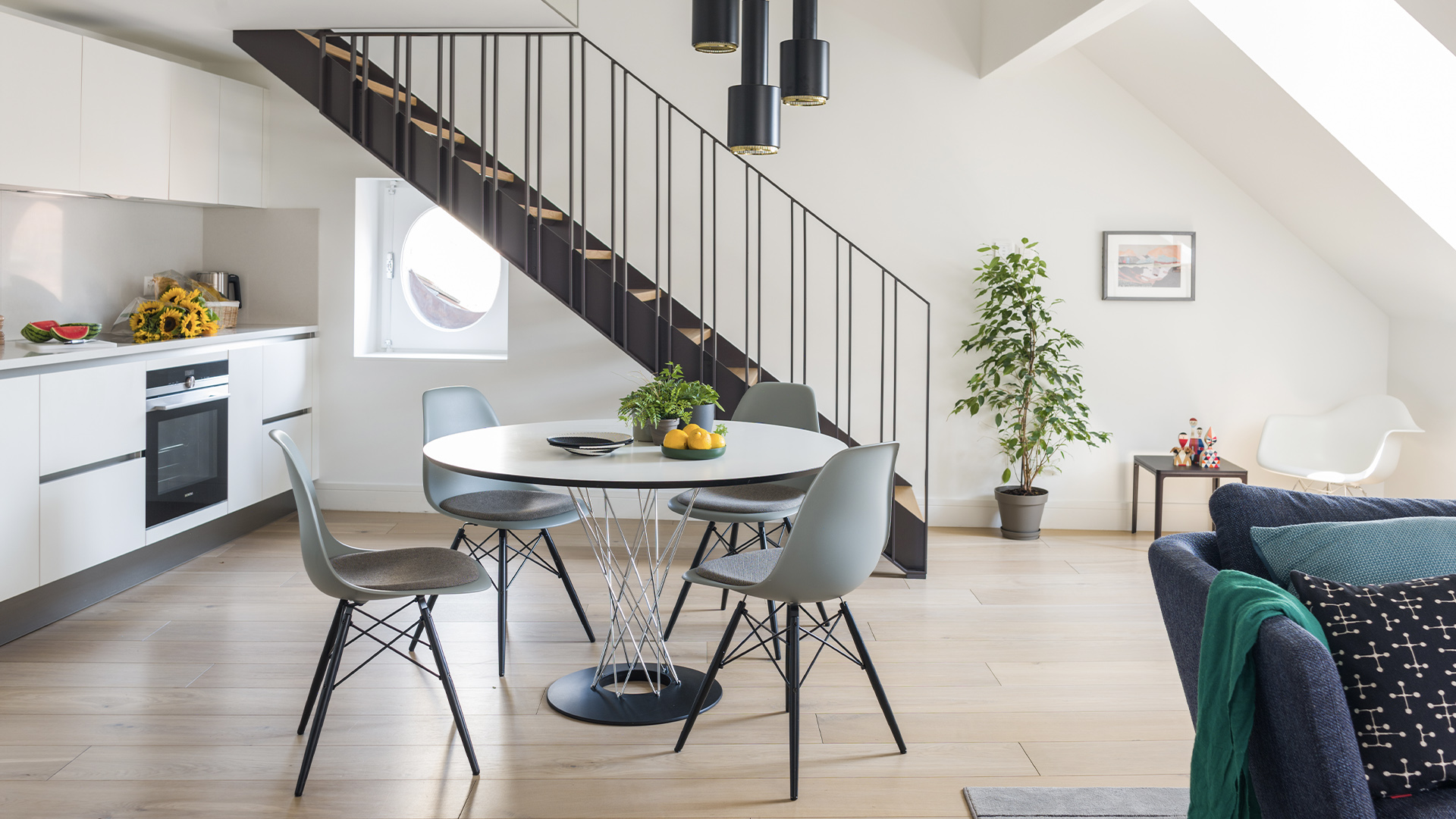 Vitra Noguchi Dining Table | Living Edge